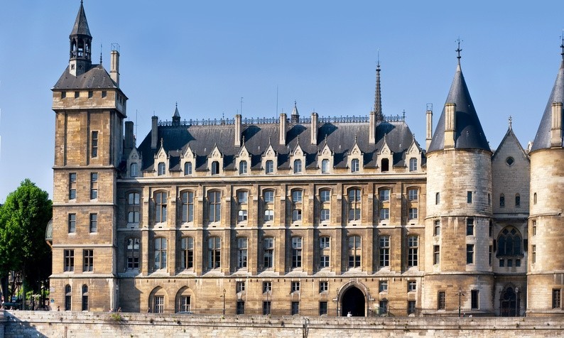 The French Revolution - 5 Iconic Places For A History Tour In Paris ...